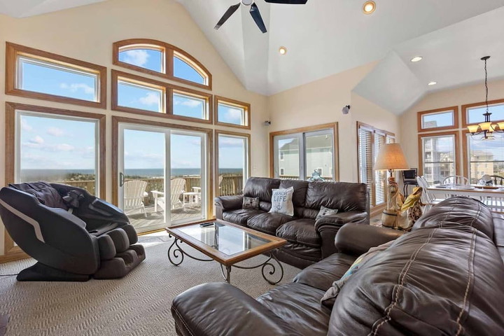 Premier Oceanfront Dog Friendly W/ Pool, Hot Tub, Ev Charger, Game Room, Theater - Hatteras, NC