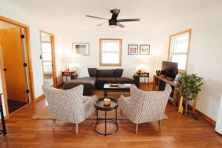 Classic Duck Cottage  Heated Pool + Walk To Beach - Duck, NC