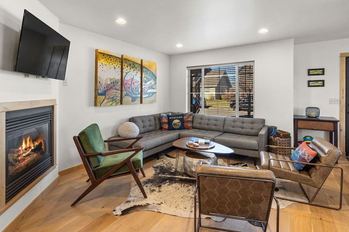Bozeman Cozy Condo - Comfortable Condo In Convenient Bozeman, 30 Night Rental - Bozeman, MT