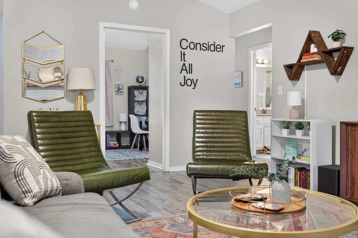 Joy House: Stylish Stay In Central Fayetteville - Springdale, AR