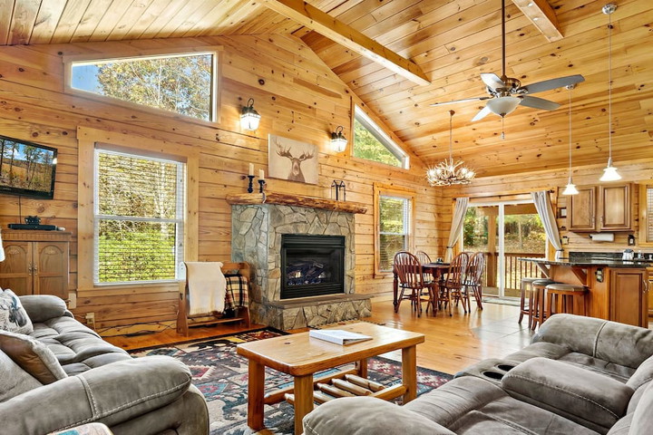 Log Cabin Near Lake Lure, Tryon, And Asheville! - Lake Lure, NC