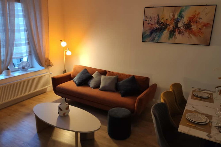 Maison Centre Ville Au Calme Avec Patio Et Garage 2 Roues - Charleville-Mézières