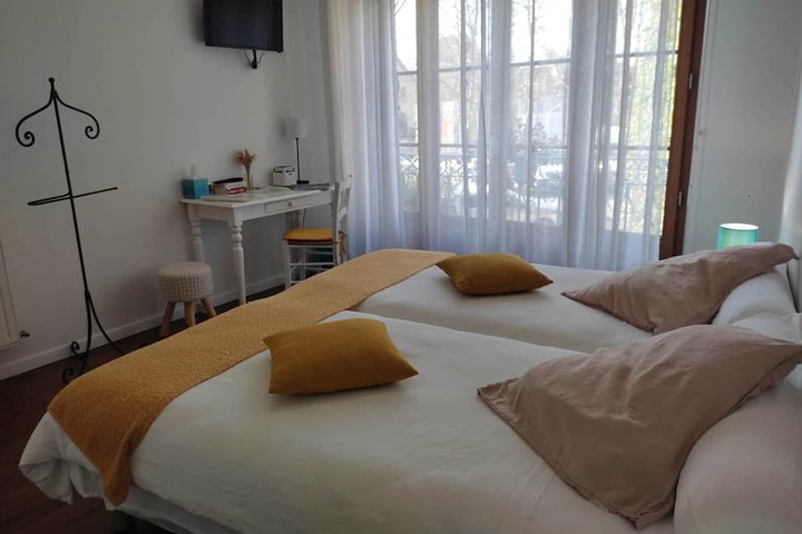 Chambre Colorée - Aspe - Oloron-Sainte-Marie
