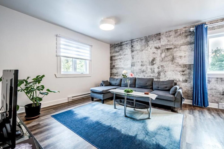 Nice River & Mountain View+4 Beds+free Parking - Beloeil
