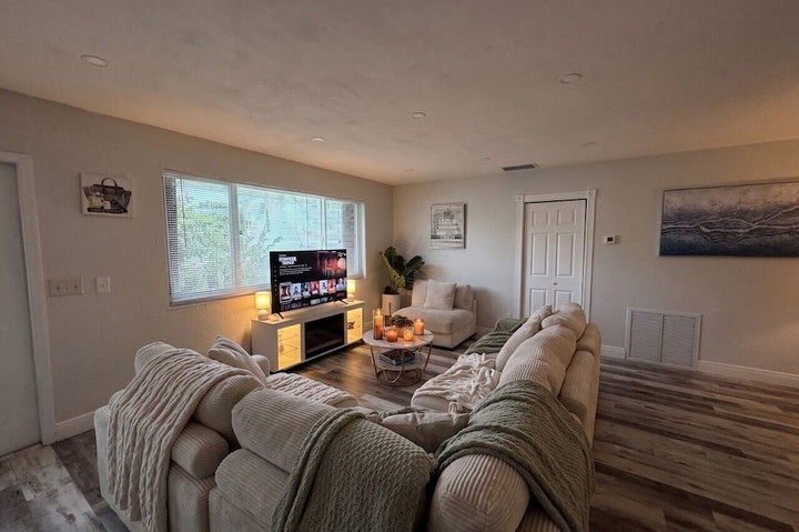 Casa Leon | Pool And Backyard 18 Min From Downtown - Miami Gardens, FL