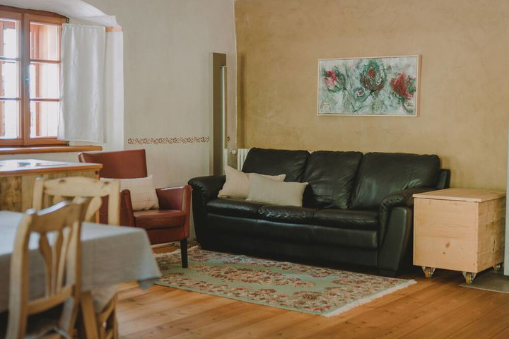 Cozy Apartments In The Newly Renovated Farm Ansitz Hof Neuhaus - Lana