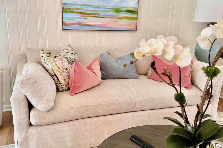 Uptown Girl: Fall In Love! Designer Decorated, New Renovations, Perfect Location - LaGrange, GA
