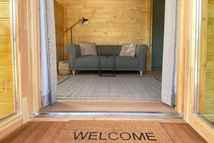 Cabin 438 - Clifden - Sleeps 2 Guests  In 1 Bedroom - Clifden