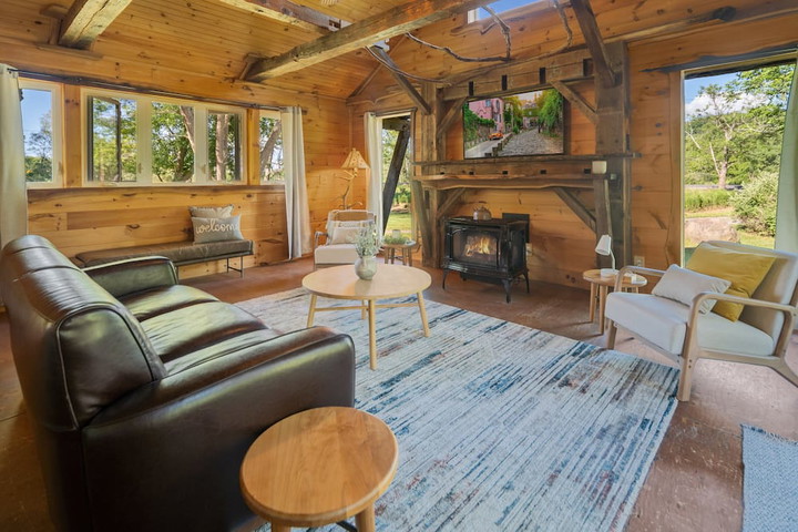 Cabin In The Finger Lakes Near The Seneca Lake Wine Trail And Watkins Glen - Finger Lakes, NY