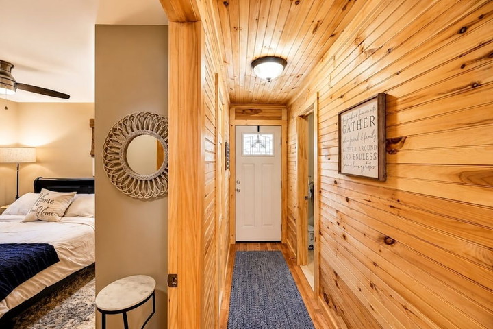 Beautiful Lodge In The Hideout!! - Waymart, PA
