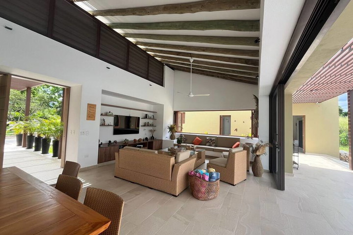 W* | Roomy 4br Villa W/ Pool At Mesa De Yeguas - Anapoima