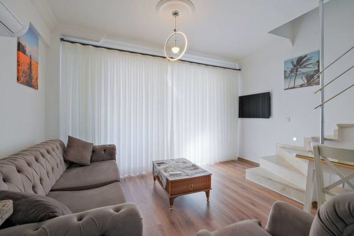 Fethiye çAlış'da Denize Sıfır öZel Plajlı Lüks Daire - Fethiye