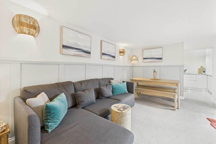 Host & Stay | Surf Jewel - Saltburn-by-the-Sea