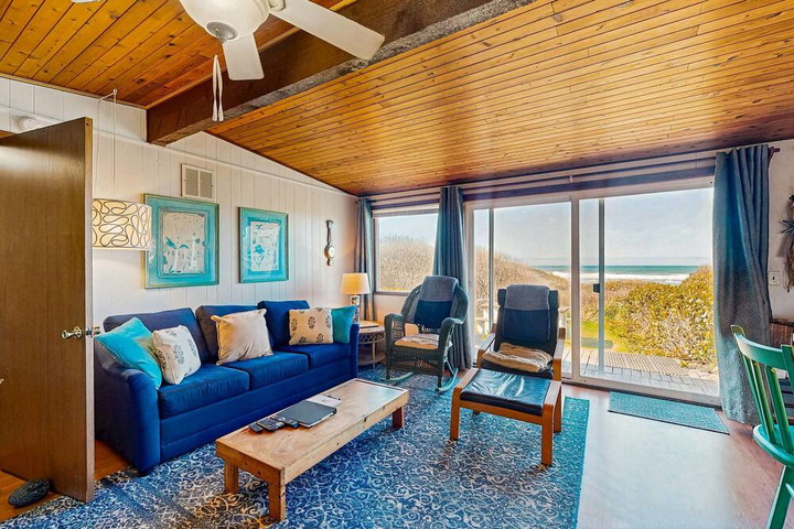 Dog-friendly Oceanfront Cabin In The Trees With Gorgeous Views - Yachats, OR