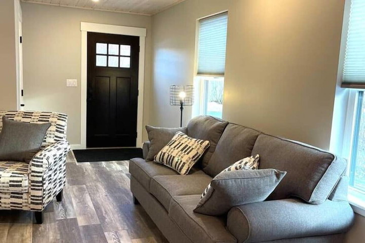 New | Modern 3 Br/2 Bth | Walking Trails| Shopping - Bangor, ME