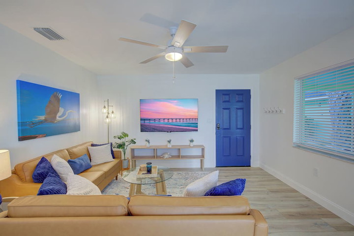 Tranquil Locale King Beds 1 Mile To Honeymoon Isle - Dunedin, FL