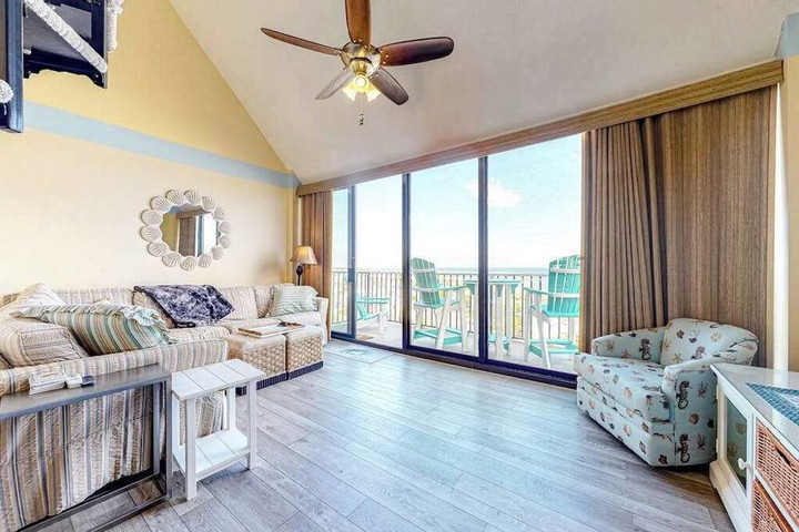 Fun Lofted Escape Near The Beach With Private Balcony, Ocean Views, Wifi & Ac - Bethany Beach, DE