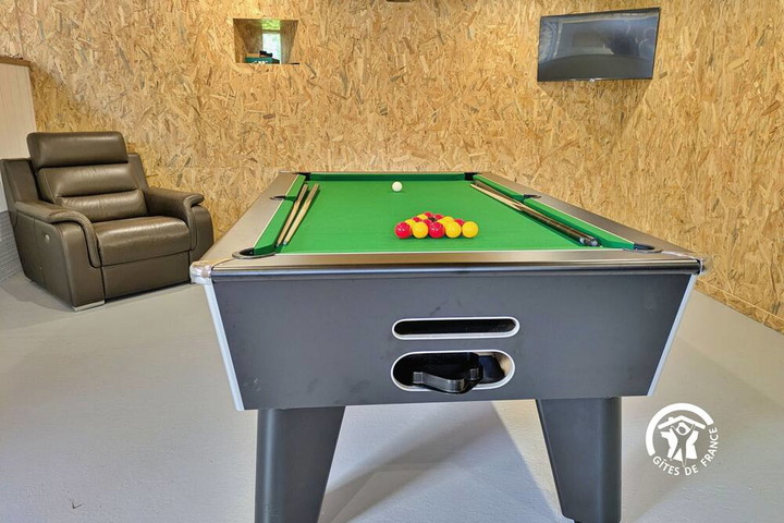 Chez Juliette: Gîte Familial Avec Salle De Jeux Et Cheminée - Mayenne