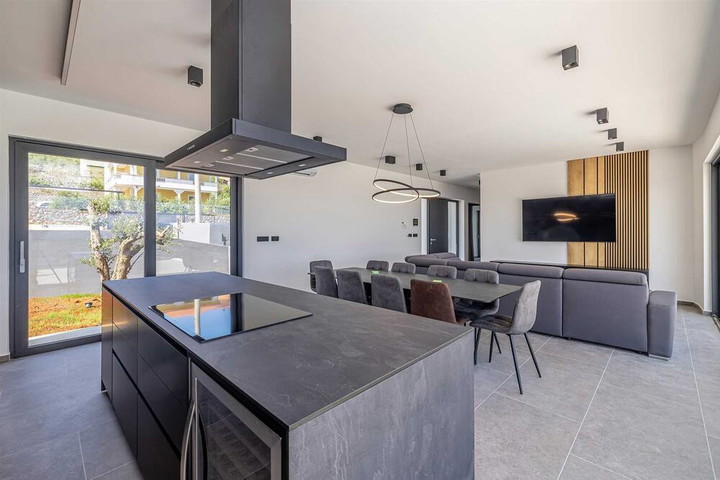 Villa Elevation With Heated Pool - Krk