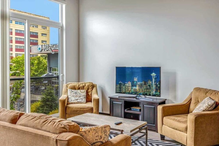 Bremerton Bay Condo | Walk To Ferry | Unit 203 - Port Orchard, WA