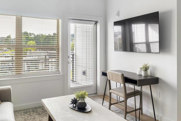 Landing | Amazing 1bd, Courtyard, Gym - Hillsborough, NC
