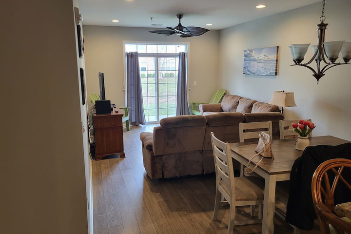 Condo 2 Chambres Avec Piscine, Tennis, Terrains De Basket, Salle De Sport, Et Proche De Rehoboth Beach - Delaware
