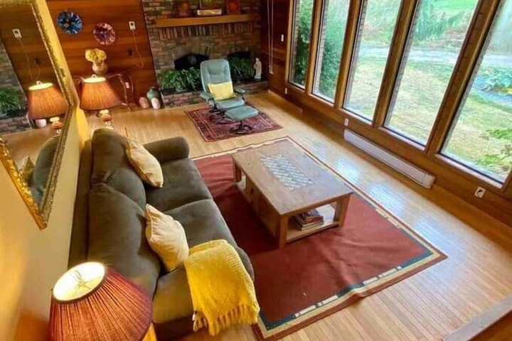 Scenic Country Home - 3 Bedrooms - Sleeps 12 - Pet Friendly - 艾伯尼港