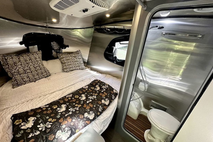 Original And Charming Airstream Rental In Salt Lake City For Glamping In Utah - Utah