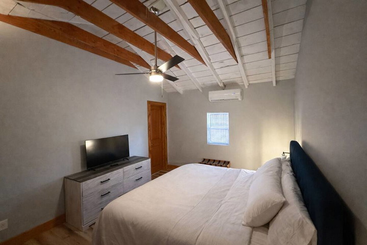 Rustline Haus - Cabin W/ Hot Tub, Walk To Village - Ruidoso, NM