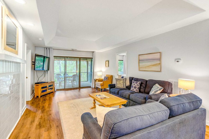 Scenic View Cottage W/ Free Wifi - Just A Short Walk To The Beach & Park - Kiawah Island, SC