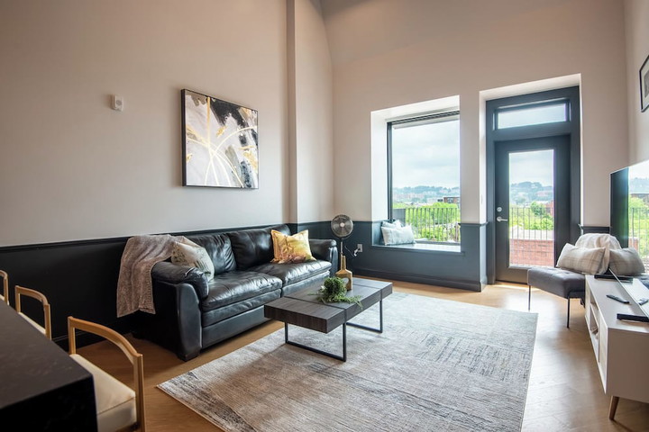 Birmingham Bright Stay - 1br/balcony/walk Score 91 - Birmingham, AL