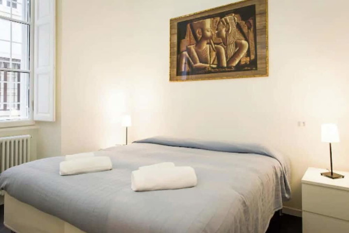 Spacious And Bright Apartment In The Heart Of Rome - Roma