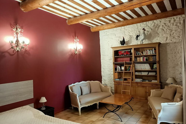In Provence, Large Private Property With Swimming Pool For 8 To 15 Adults - Carpentras