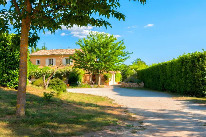 Bed & Breakfast Le Mas Du Loup Chambre Provence Mit Bergblick, Gemeinschaftsterrasse Und Wlan - Moustiers-Sainte-Marie