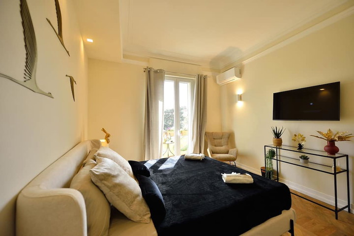 Apartment Augusto - Two Bedroom Villa, Sleeps 4 - Rome