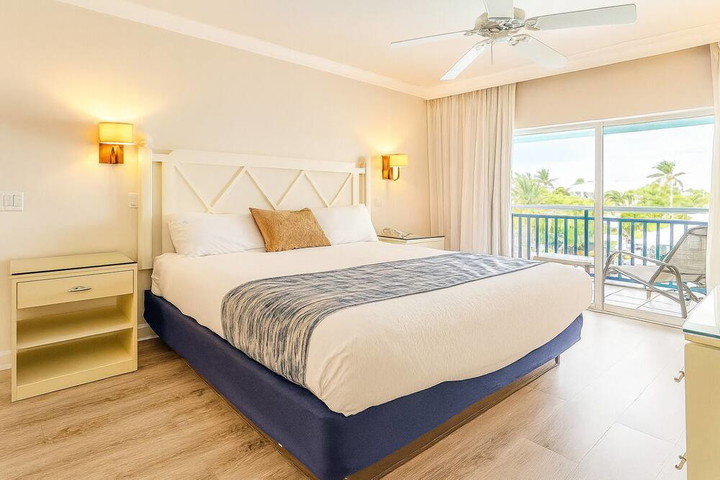 Two-bedroom Suite | Poolside | Kayaks | Beach Access | Free Parking | Marina - Sanibel Island, FL