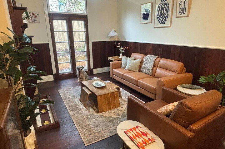 Pawfect Retreat Luxe Dog Stay, Walk To Town - Bridgetown
