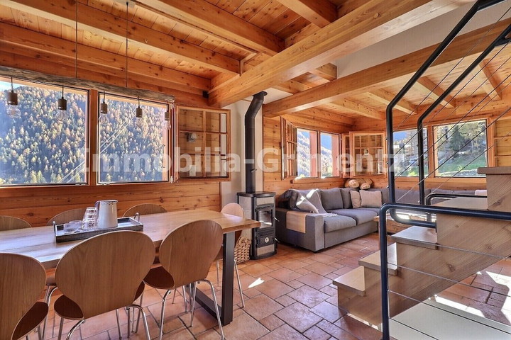 Chalet Ski In - Ski Out Sur 3 éTages Pour 8 Personnes, Salon Avec Poêle, Coin Cuisine Avec Lave-vais - Grimentz
