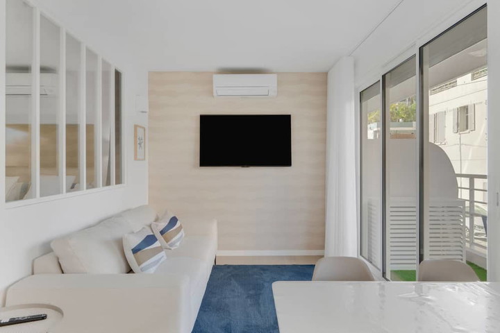 Monret Rouge-apartment-private Bathroom-apartment - Le Cannet