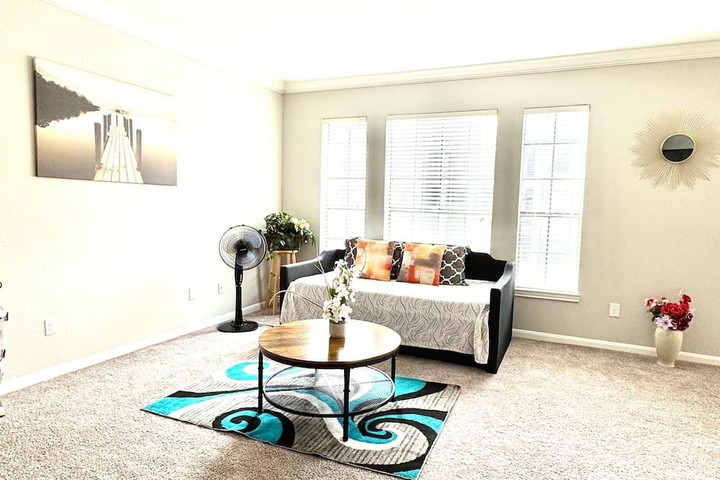Med Nrg 2bdr 2bth 2 Kgbd Dt Zoo Galleria Pool 4ktv - Stafford, TX