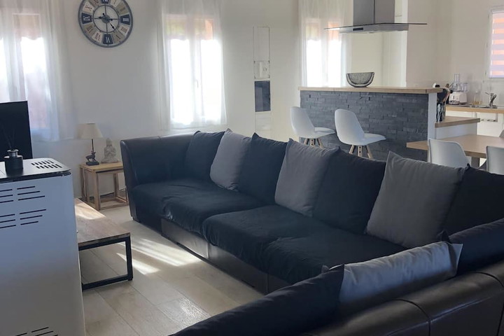 Villa With Heated Pool Between Porto Vecchio And Bonifacio 10 Minutes From The Beaches - Figari