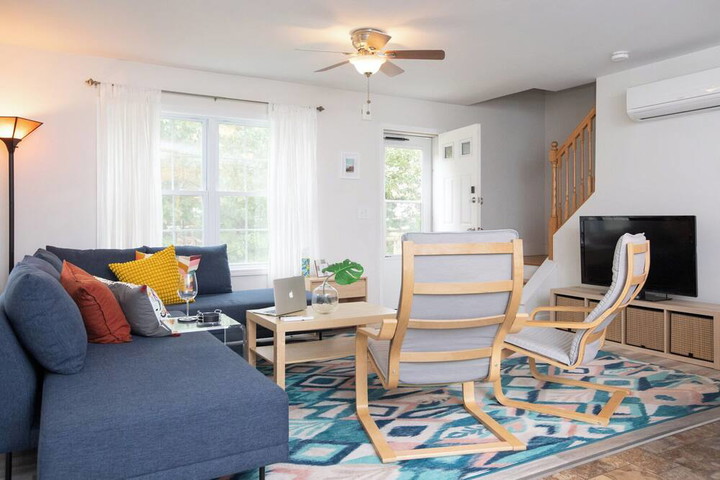 Oak Bluffs Home Conveniently Located. - Martha's Vineyard, MA