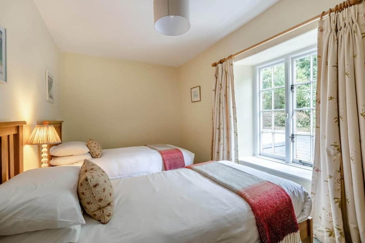 2 Bed In Higher Eype (Oc-d45830) - Bridport