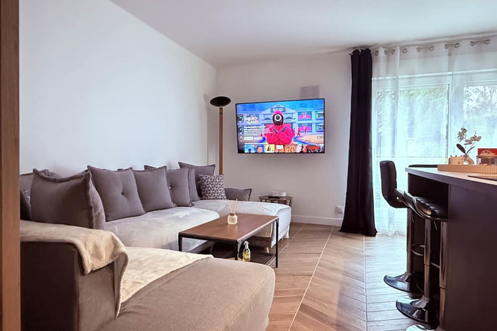 Appartement Cosy Près De Paris (10 Min Tour Eiffel Et Champs Elysée) - Colombes
