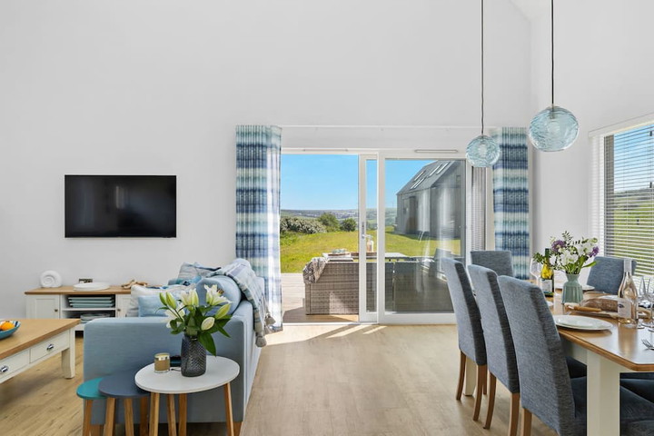 2 The Vista, Willingcott Nr Woolacombe - Hot Tub/ Pet Friendly/ On-site Pool / Ecohome - Croyde