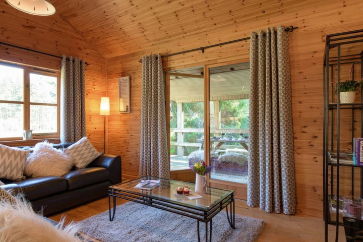 Clachnaben - Sleeps 6 Guests In 3 Bedrooms - Banchory