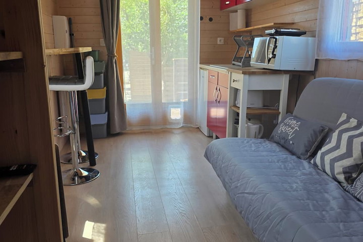 Ailéa  Tiny House Avec Jacuzzi Privatif En Provence - Beaumes-de-Venise