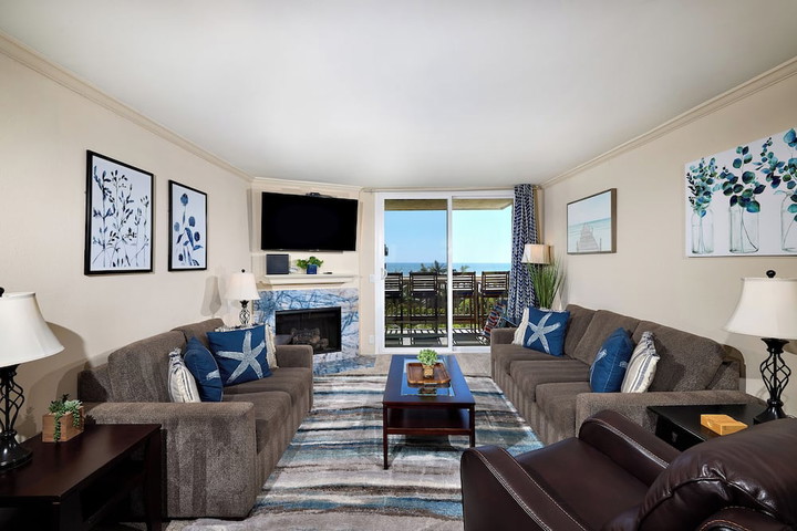 Relax & Unwind: Stunning Ocean Views From Your Beach Condo! - オーシャンサイド, CA