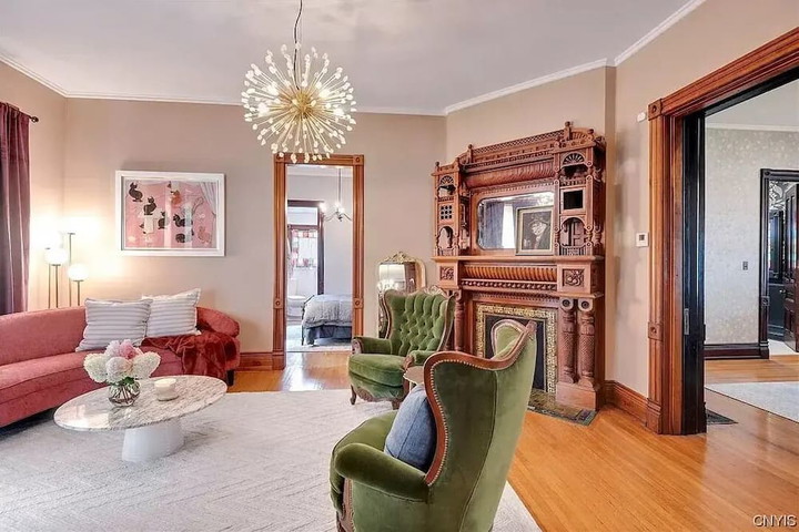 Spectacular Queen Anne Victorian - Skaneateles, NY