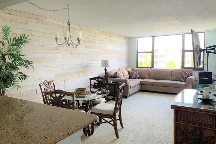 Harbor Towers 414 - Tropical Sands Accommodations - Sarasota, FL